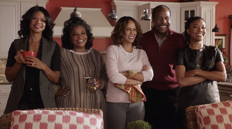 Sneak Peek: ‘Almost Christmas’ | Silver Screening Reviews